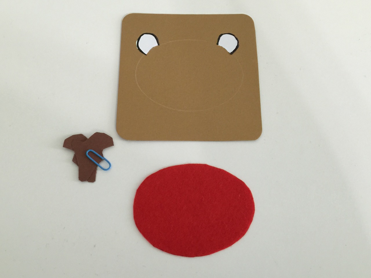 CHRISTMAS CRAFTS 3: Rudolph Décor & Artcard | DAILY DOSE OF ART