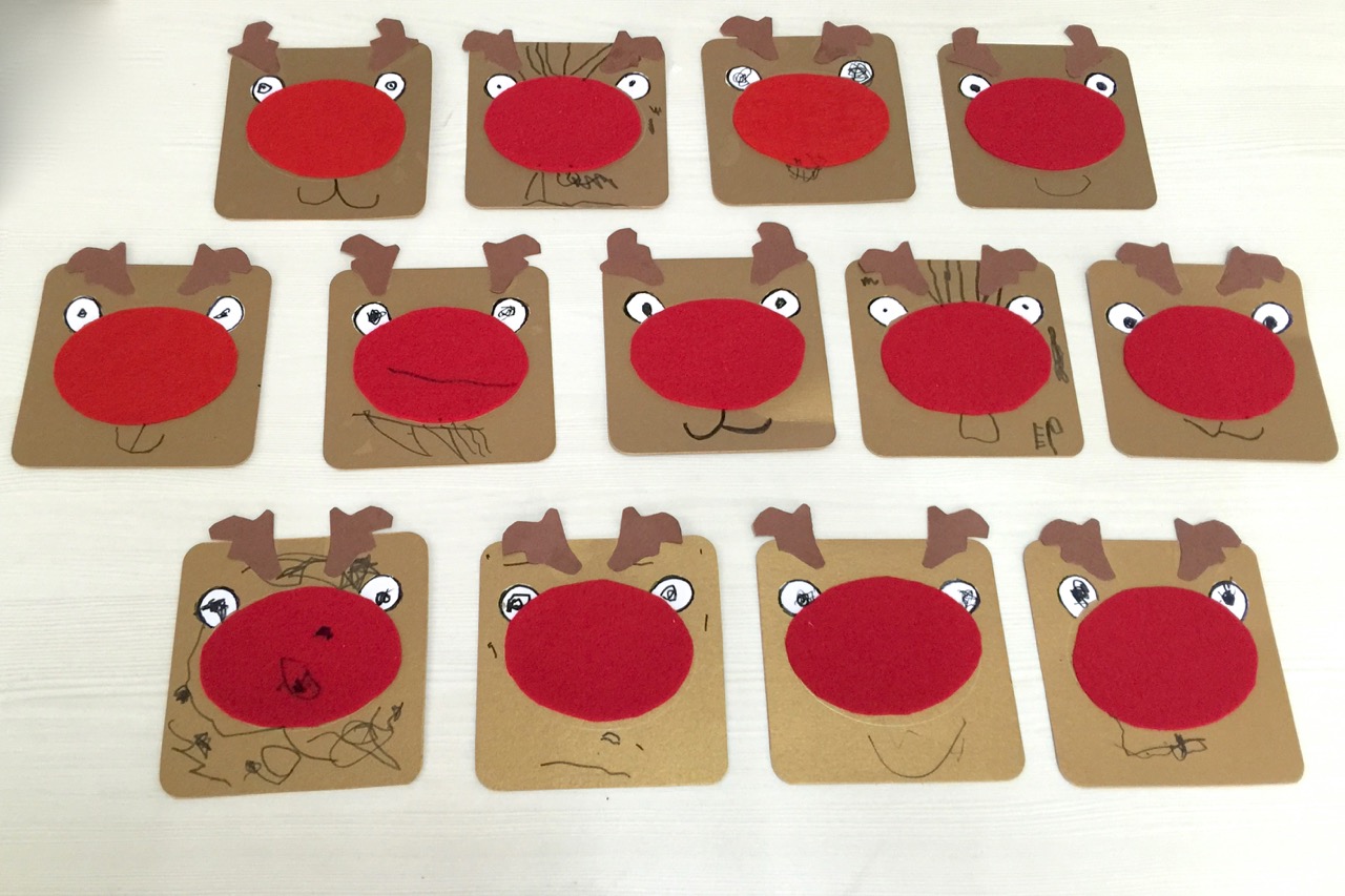 CHRISTMAS CRAFTS 3: Rudolph Décor & Artcard | DAILY DOSE OF ART