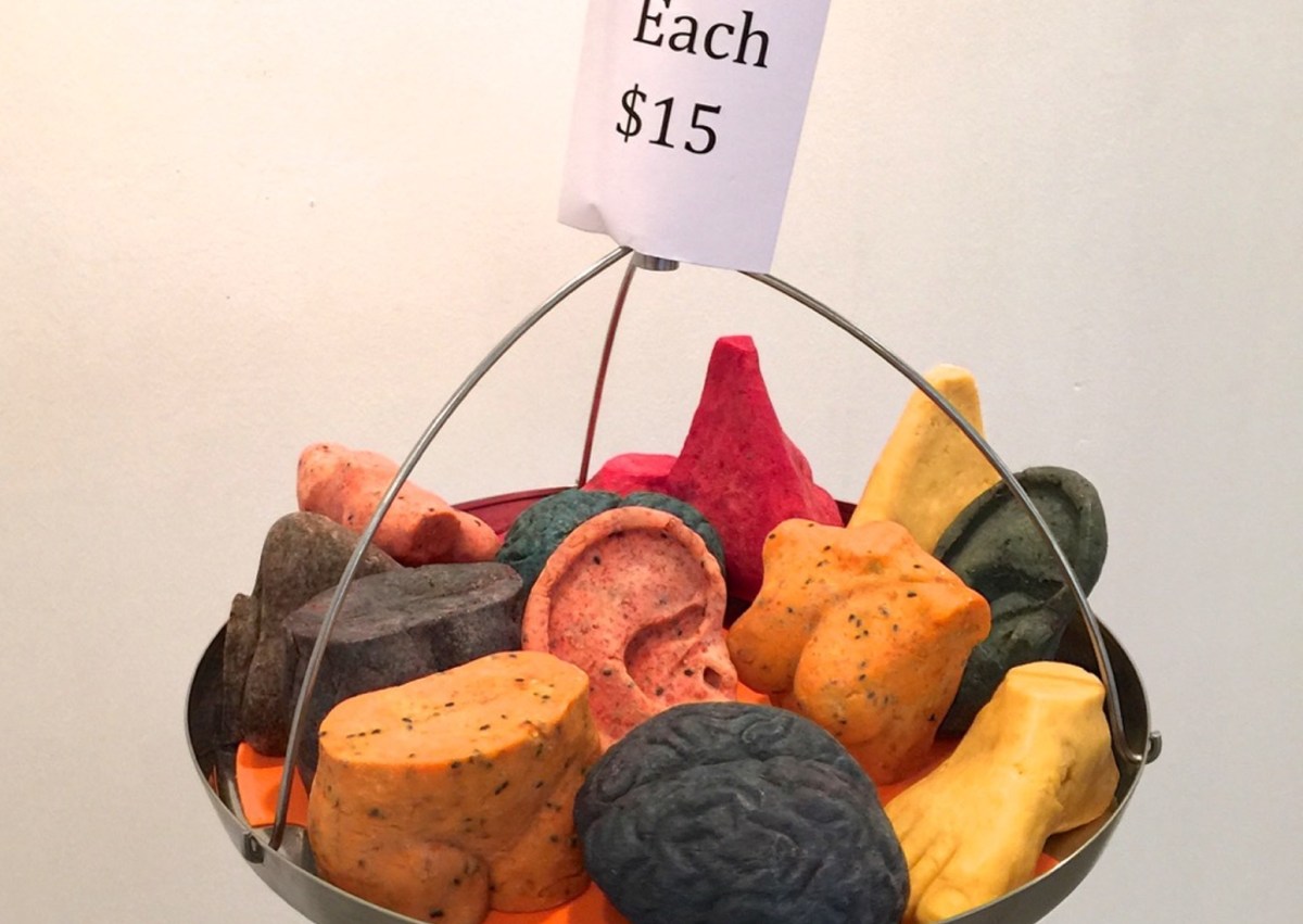 Dose #31 – Beauty as Commodity | DAILY DOSE OF ART